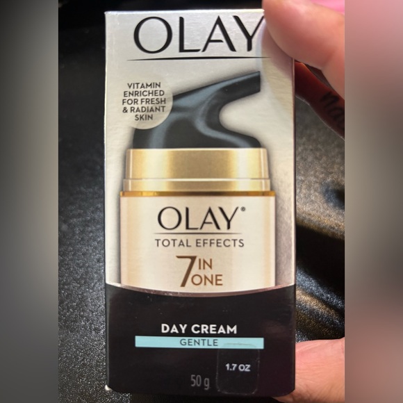 OLAY | Skincare | Olay Total Effects 7 In One Day Cream Gold And Black ...